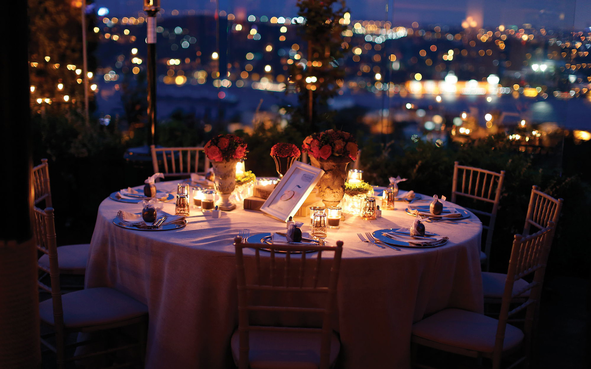 İstanbul’un En Romantik Restoranları - Gecce Mekan | Şehrin En İyi ...